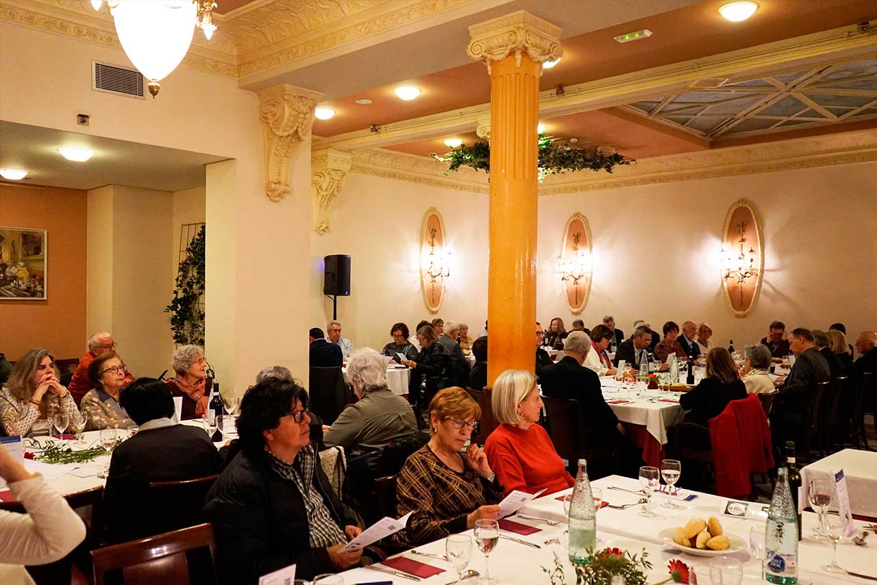 Reseña de la Cena Hora Europea 244 - Àmbit d'Investigació i Difusió ...